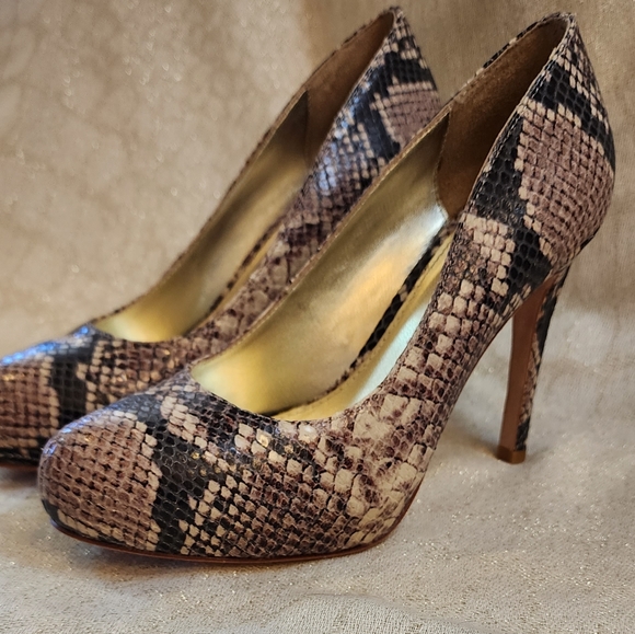 Elaine Turner | Shoes | Elaine Turner Platform Heels Sz 75 | Poshmark